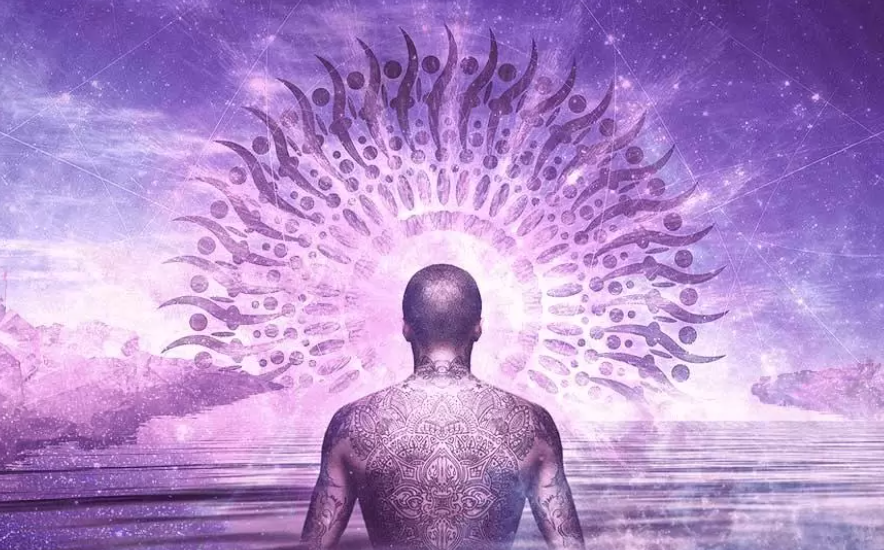 The spiritual guide reveals the reality beyond the illusion - YogaEsoteric